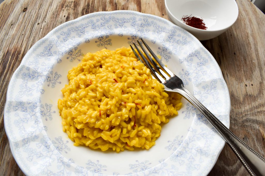 Risotto alla milanese - Italian Spoon