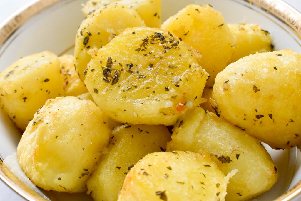 Italian roasted potatoes - Italian Spoon