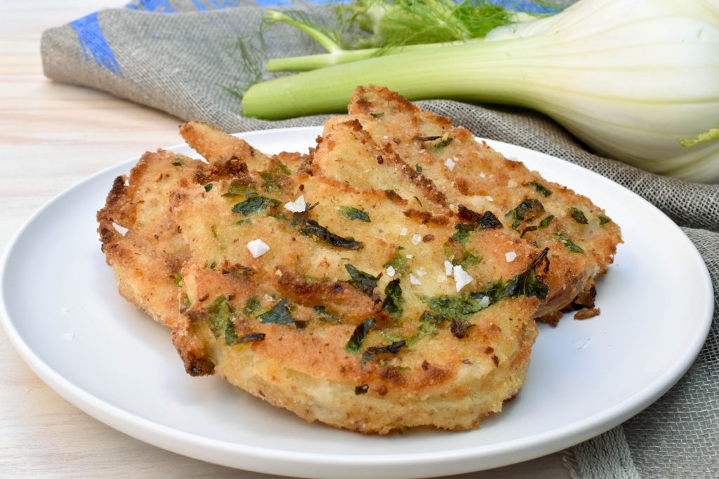 Oven-baked 'finocchio impanato' (crumbed fennel)